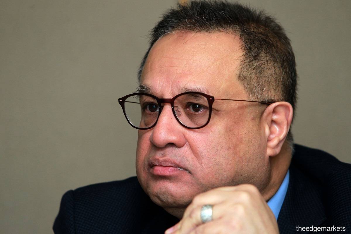 柔佛医药保健董事Mohamed Azahari呈辞 | KLSE Screener